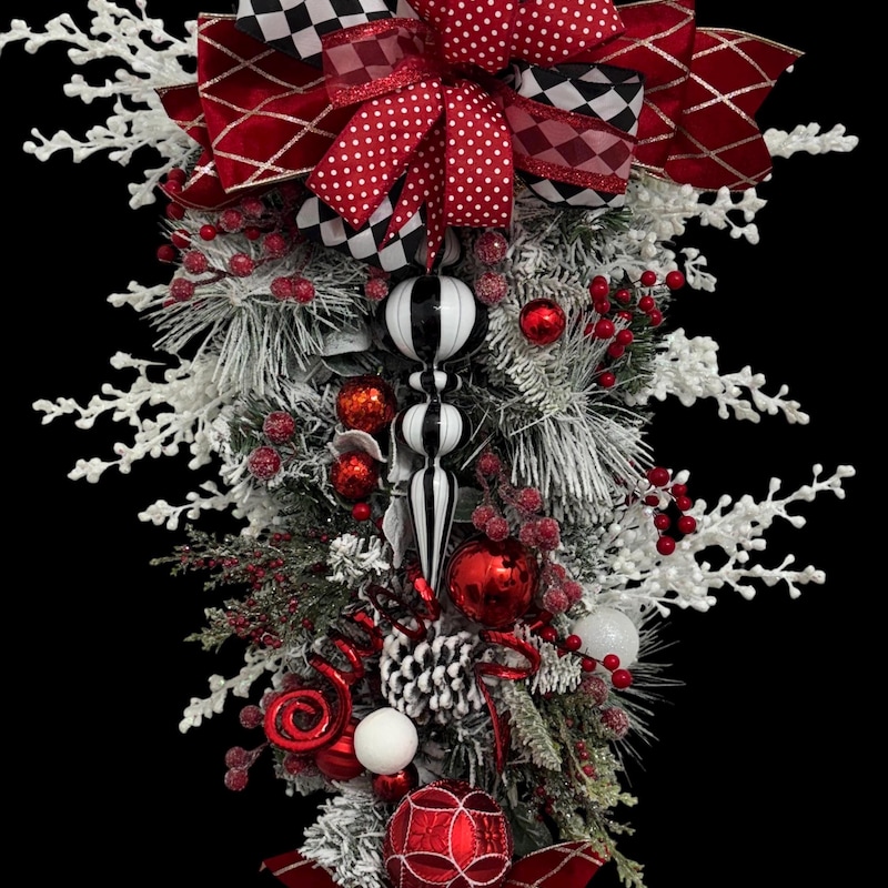 Christmas Red Wreaths - Etsy
