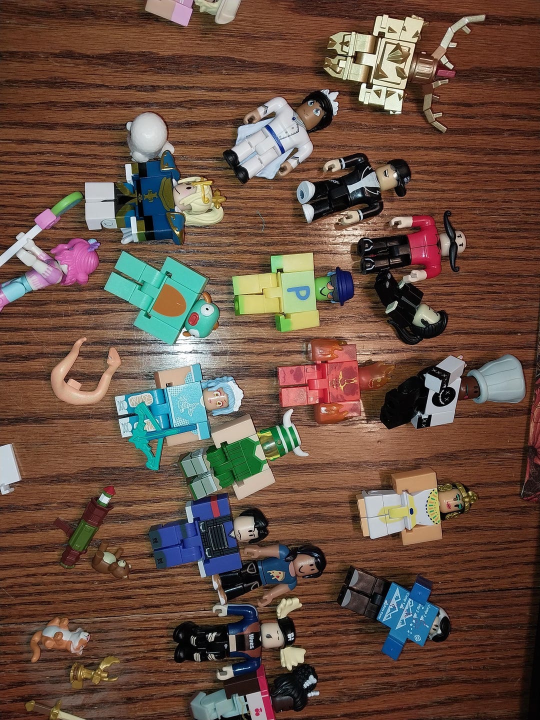 Roblox Hanging Ornaments - Roblox Ornaments - Roblox Christmas Tree ...