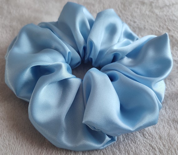 Baby blue scrunchie store