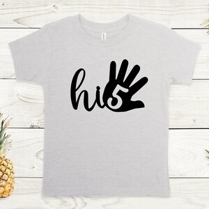 Hi Five 5th Birthday Shirt: Funny Fifth Birthday T-shirt - Etsy