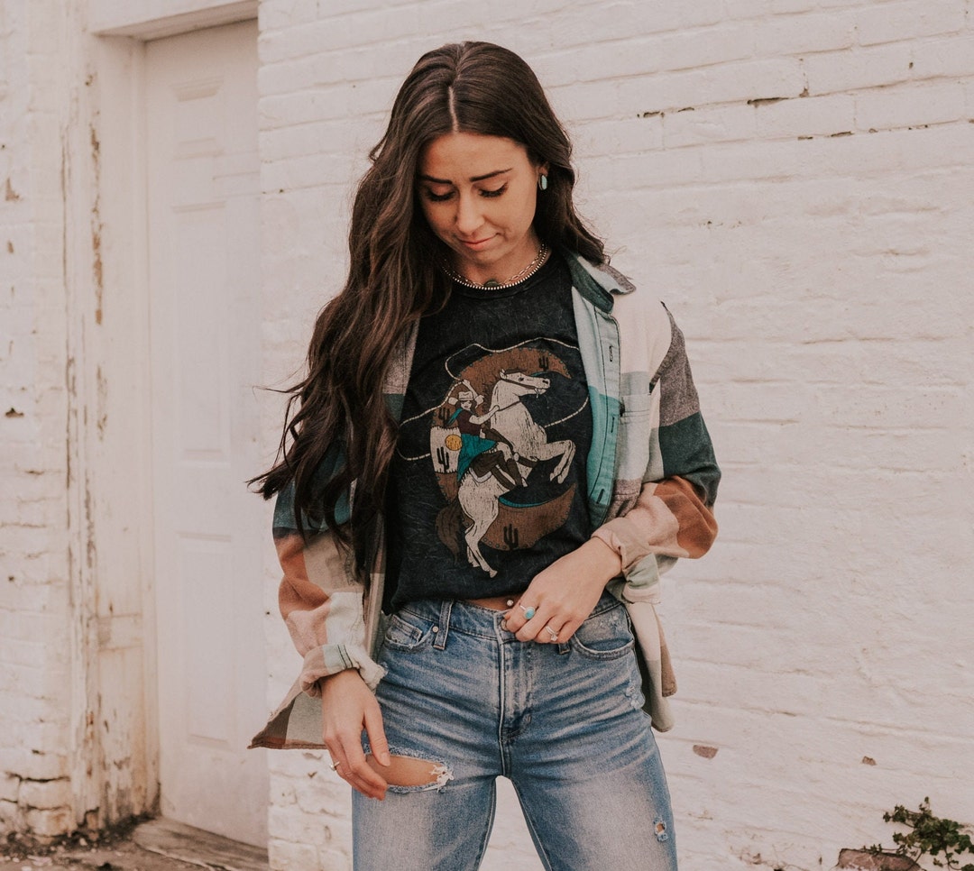 Cinched up Designs Vintage Cowgirl Western Graphic Tee, Horse Shirt ...