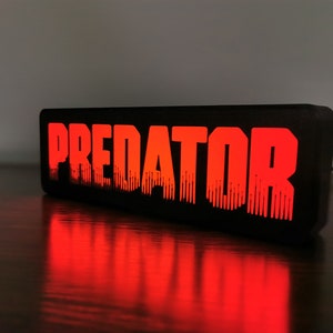 Predator Movie LED Sign: Retro 80s Action Film Decor, USB Movie Logo ...