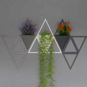 Indoor Wall Planter Triangle Design, Expandable Wall Pot System ...