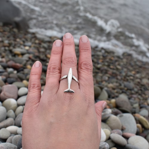 Whale Ring - Etsy