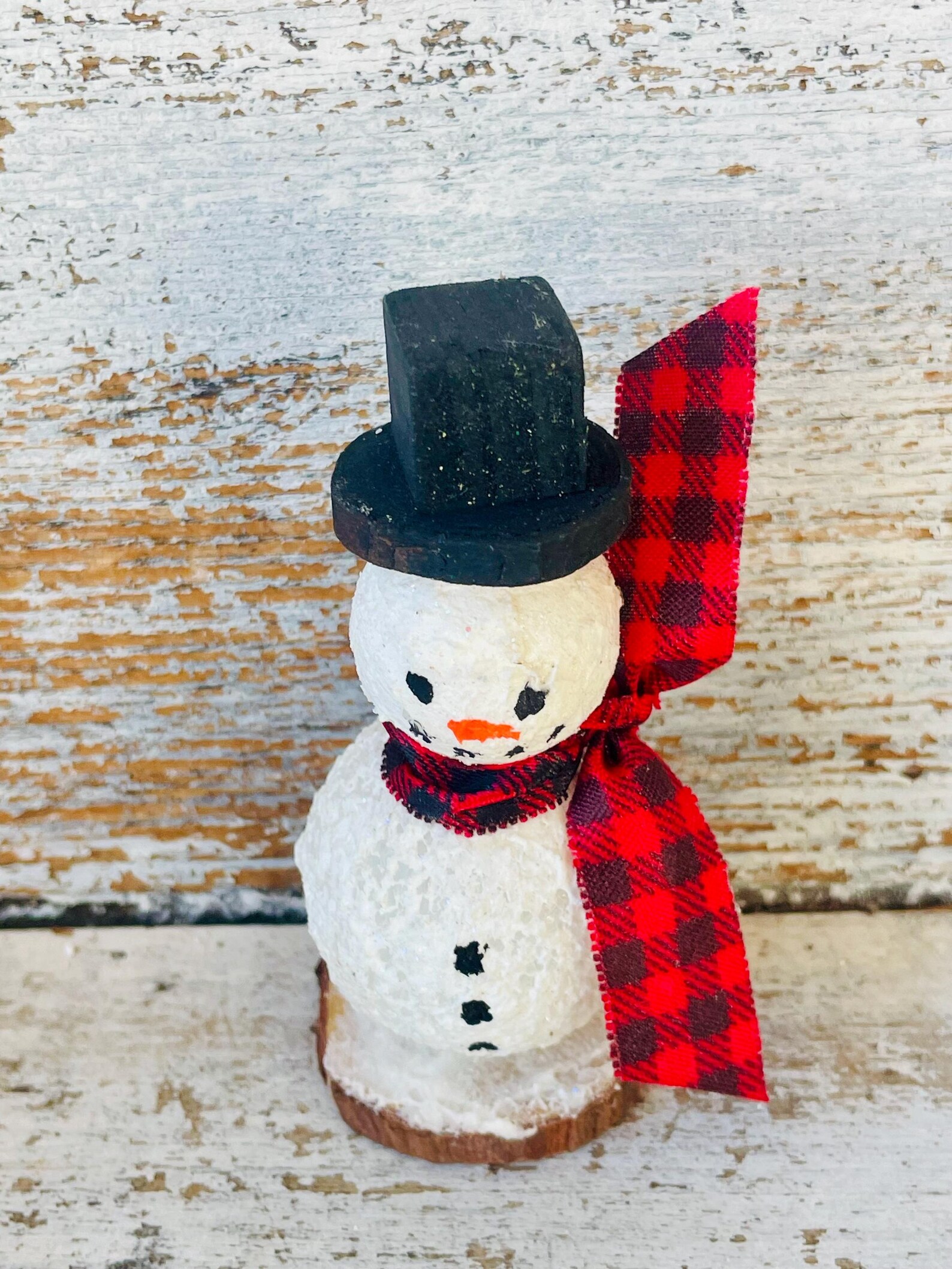 Pair of Styrofoam Snowmen on Wood Slice With Plaid Scarves Tiered Tray ...