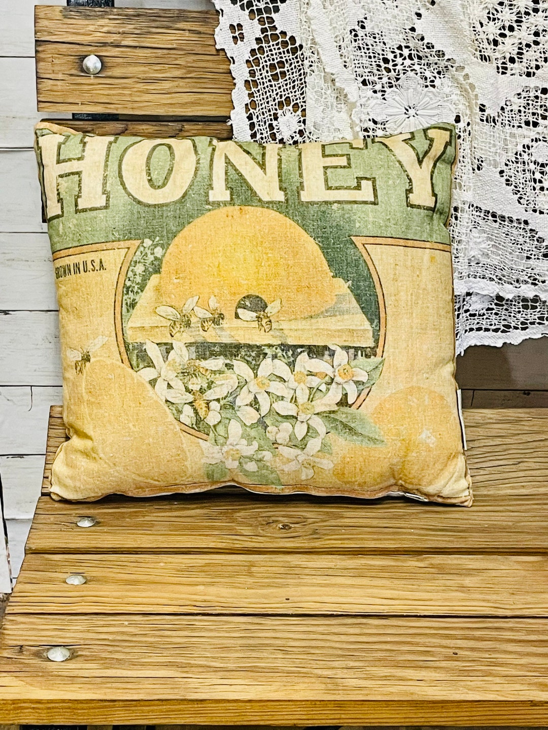 Honey Bee Decorative Throw Pillow With Beehive - Etsy