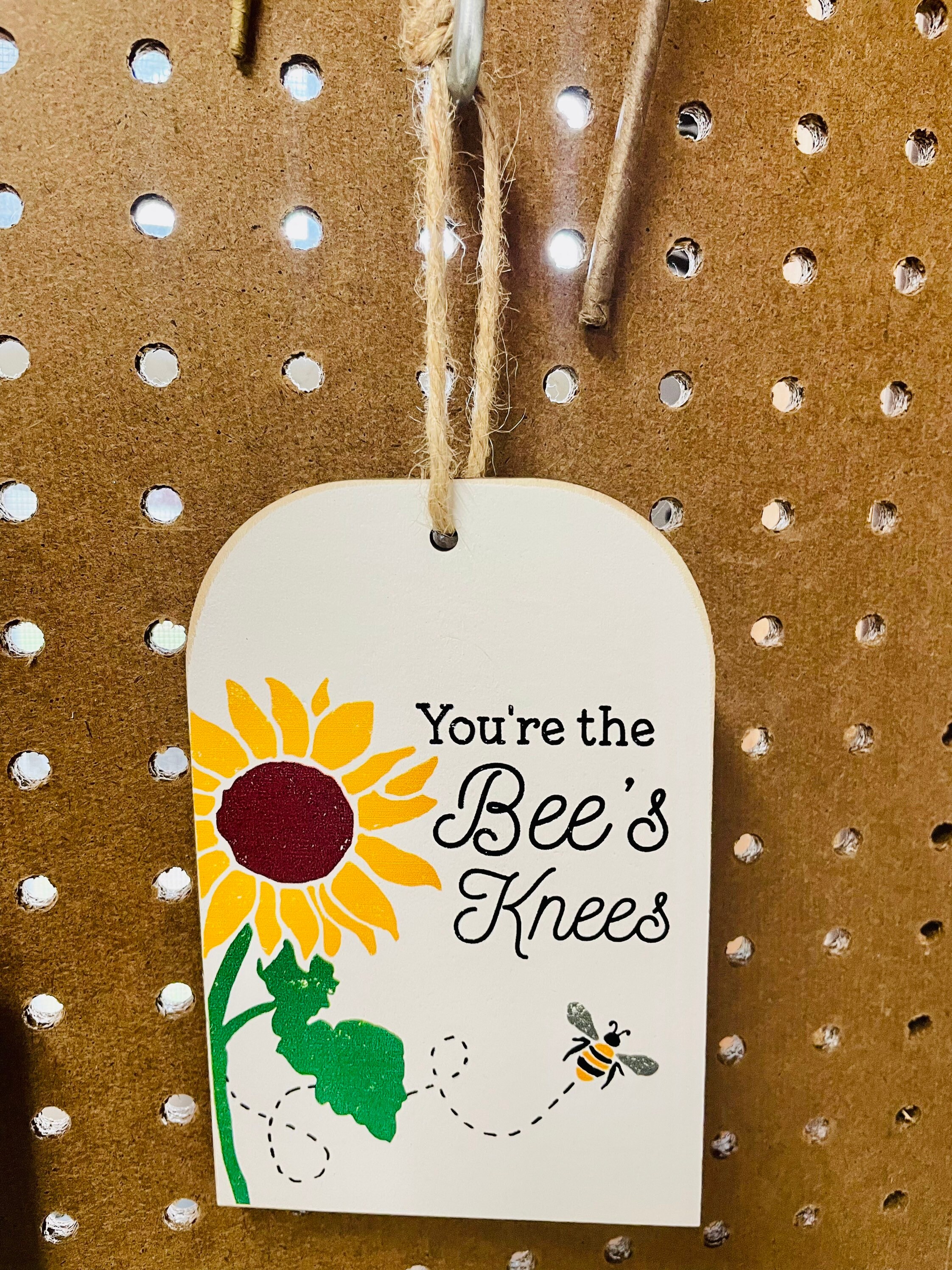 Youre the Bees Knees Sunflower & Bee Farmhouse Wood Hanging Tag - Etsy