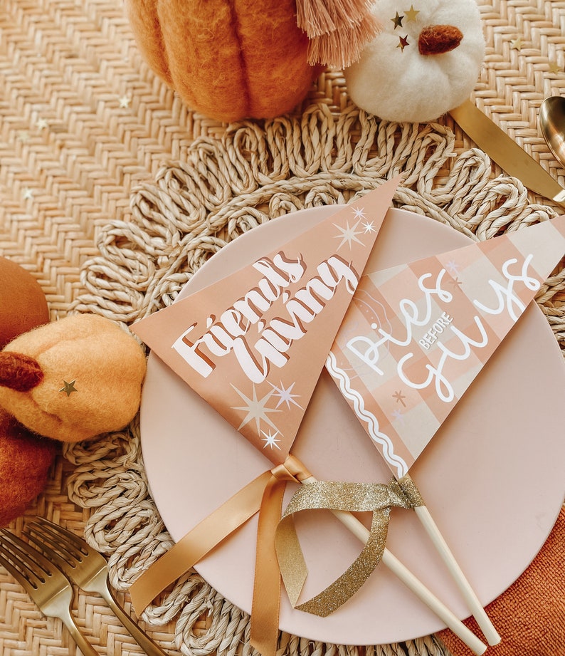 Thanksgiving/friendsgiving Pennant Flag | Printable Pennant Flag ...
