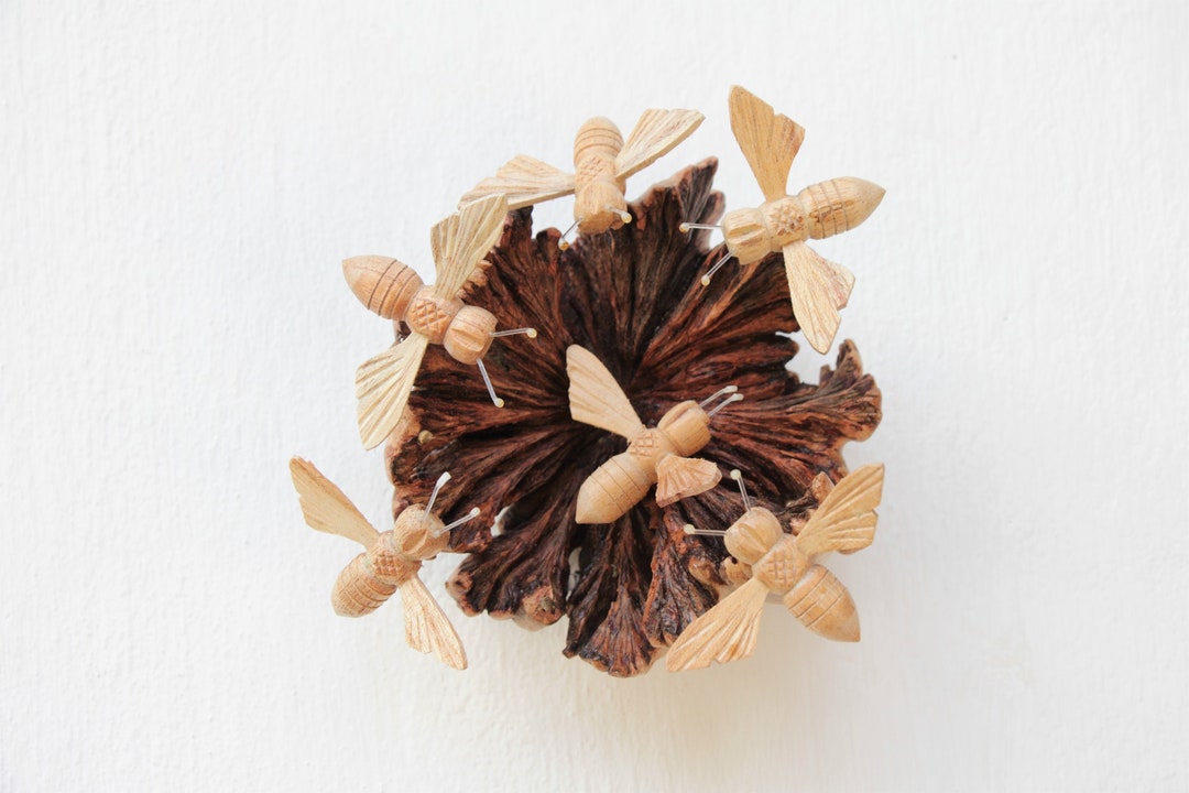 Wooden Bee Wall Art, Wall Hanging Decoration, Bee Wall Hanging, Rustic ...