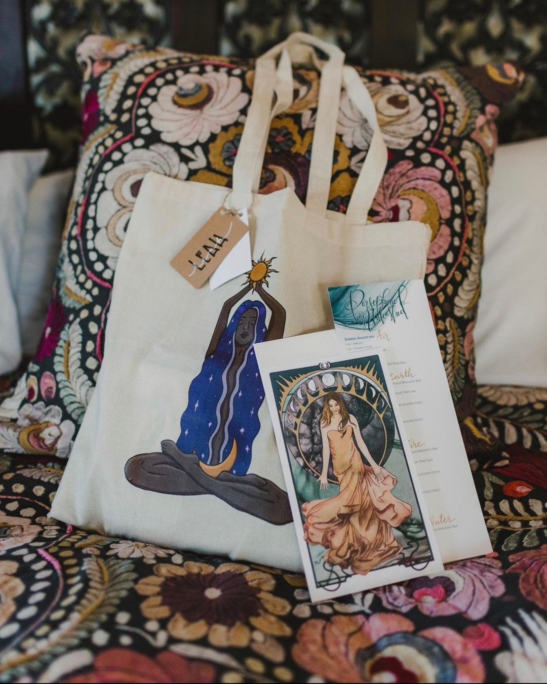 Female Tote Bag/ Female Body Tote Bag/ Female Vibes/ Girl - Etsy
