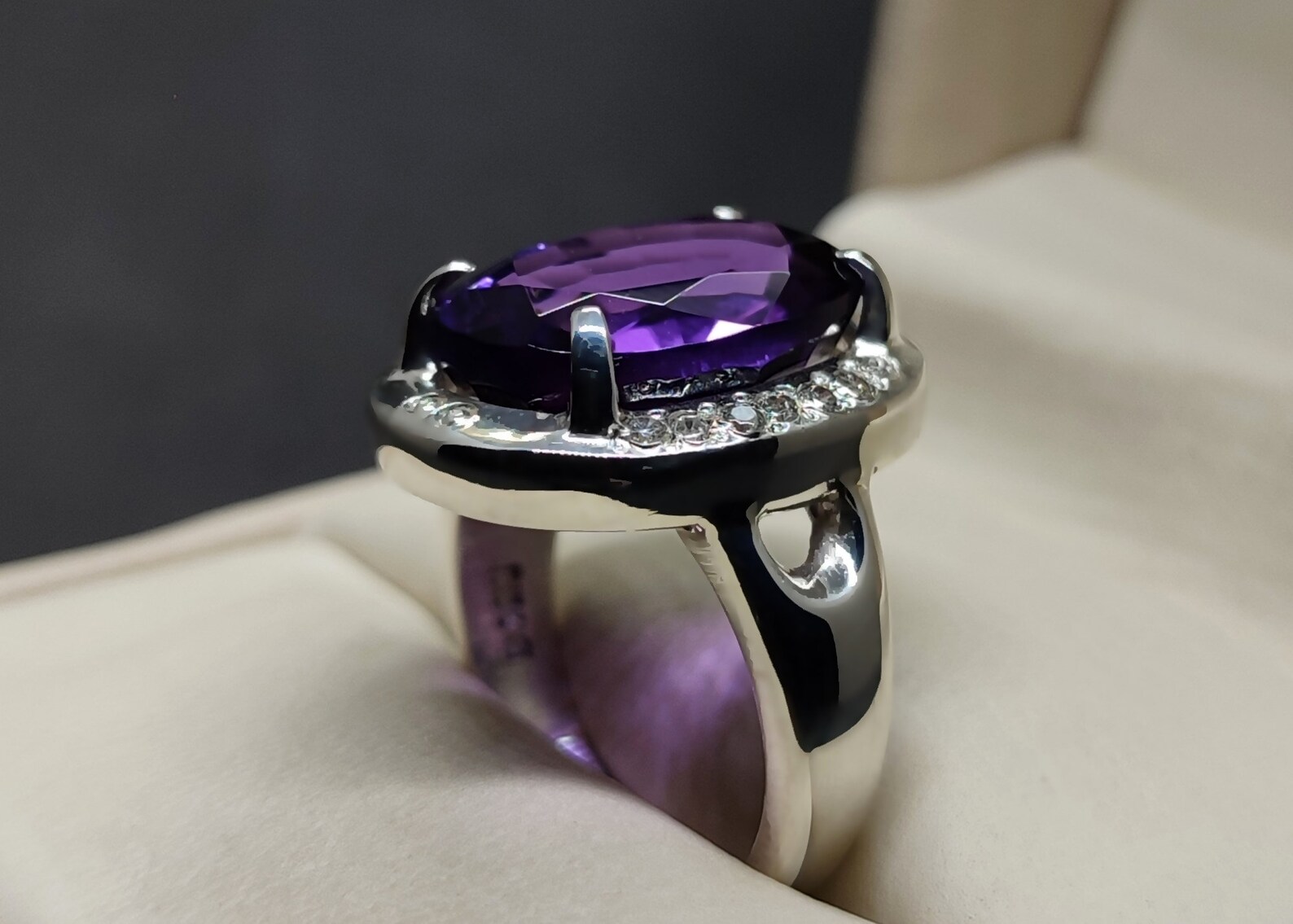 Dark Deep Purple Amethyst Women Solitaire Ring: Sterling Silver 925 ...