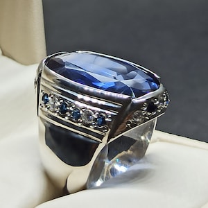 Oval Cut 30 Carat Dark Deep Blue Big Topaz Mens Plain Heavy Ring ...