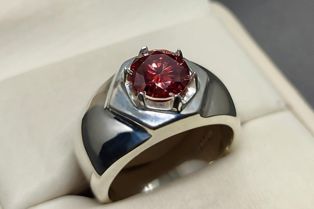 2 Carat Round Cut Red Fire Moissanite Diamond Mens Star Shape Ring 925 ...
