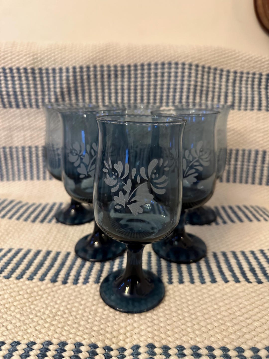 Vintage Late 60’s Blue-tinted Glass Goblets Set of 6. Pfaltzgraff ...