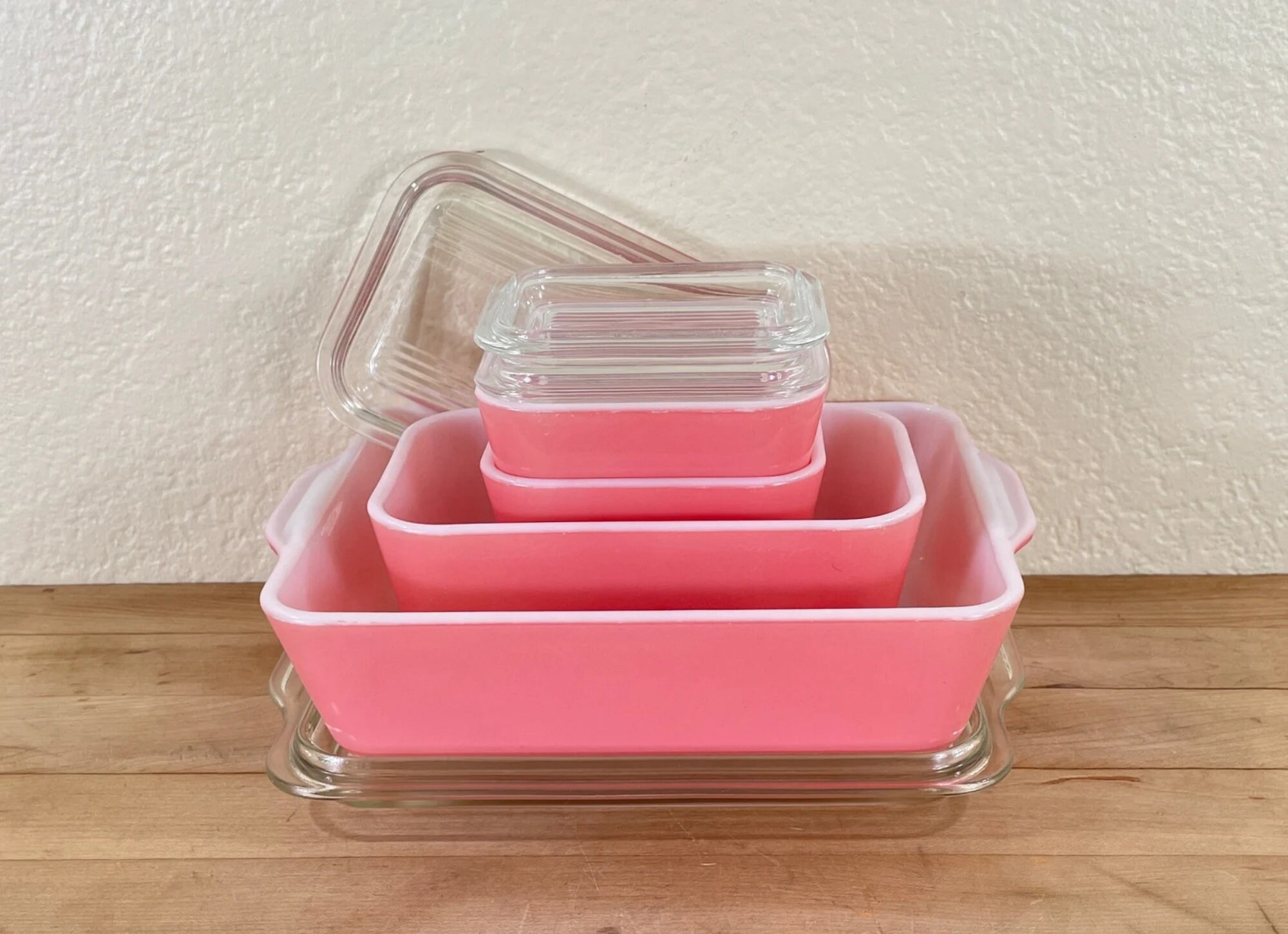 Pyrex Pink Refrigerator Set With Lids Complete Pink Pyrex Refrigerator ...