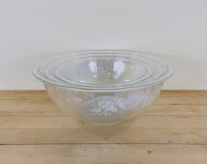 Pyrex Corning Clear Glass Bowls With White Colonial Mist Pattern Set of ...