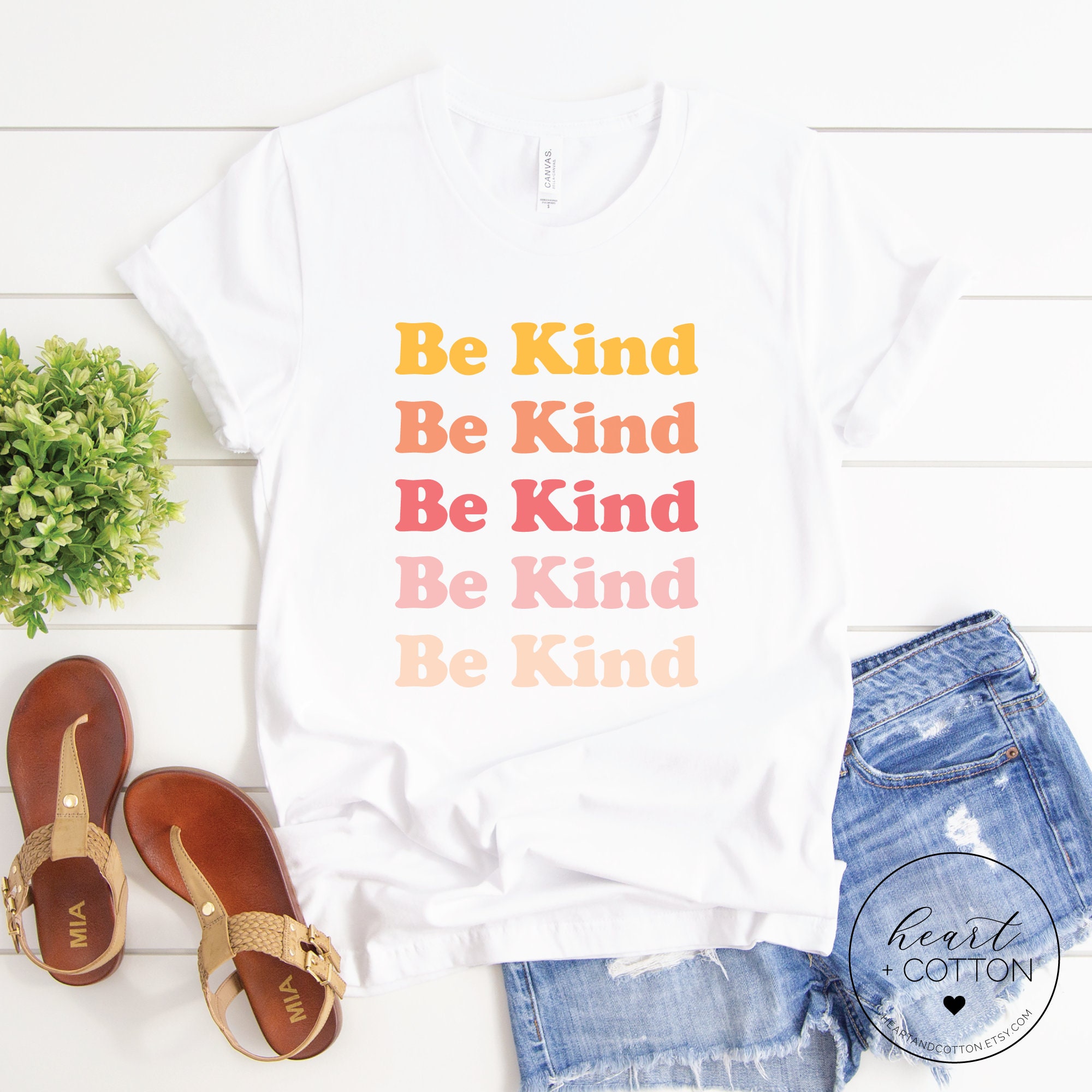 Be Kind T-shirt Summer Shirt Pink Colors Trendy Graphic Tee Woman Gift ...