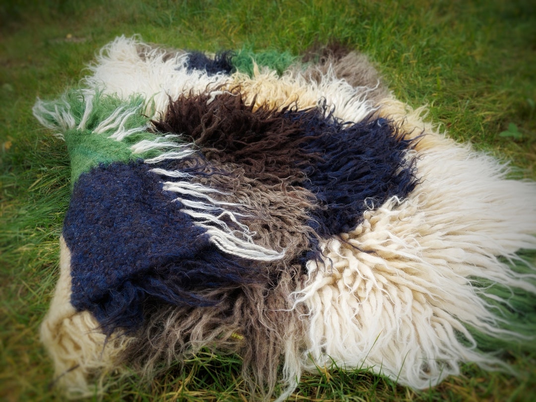 Ukrainian Hutsul Blanket, Lizhnyk, Wool Rug, Warm & Soft, Ukraine ... Ukrainian Hutsul Blanket, Lizhnyk, Wool Rug, Warm & Soft, Ukraine ...