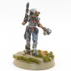 Alien Vs Human Colonial Marine Medic Morgan Dallas 32mm Miniature for ...