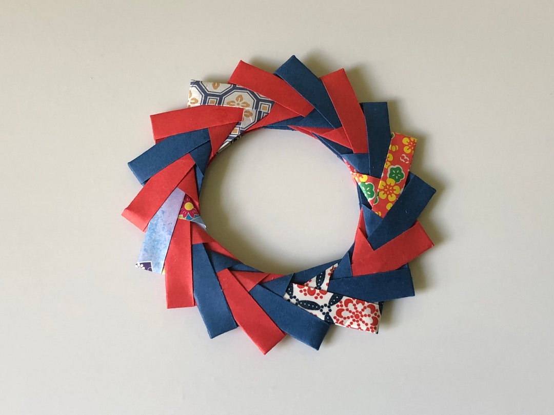 Colorful Star Christmas Ornament, Origami Braided Wreath - Etsy UK