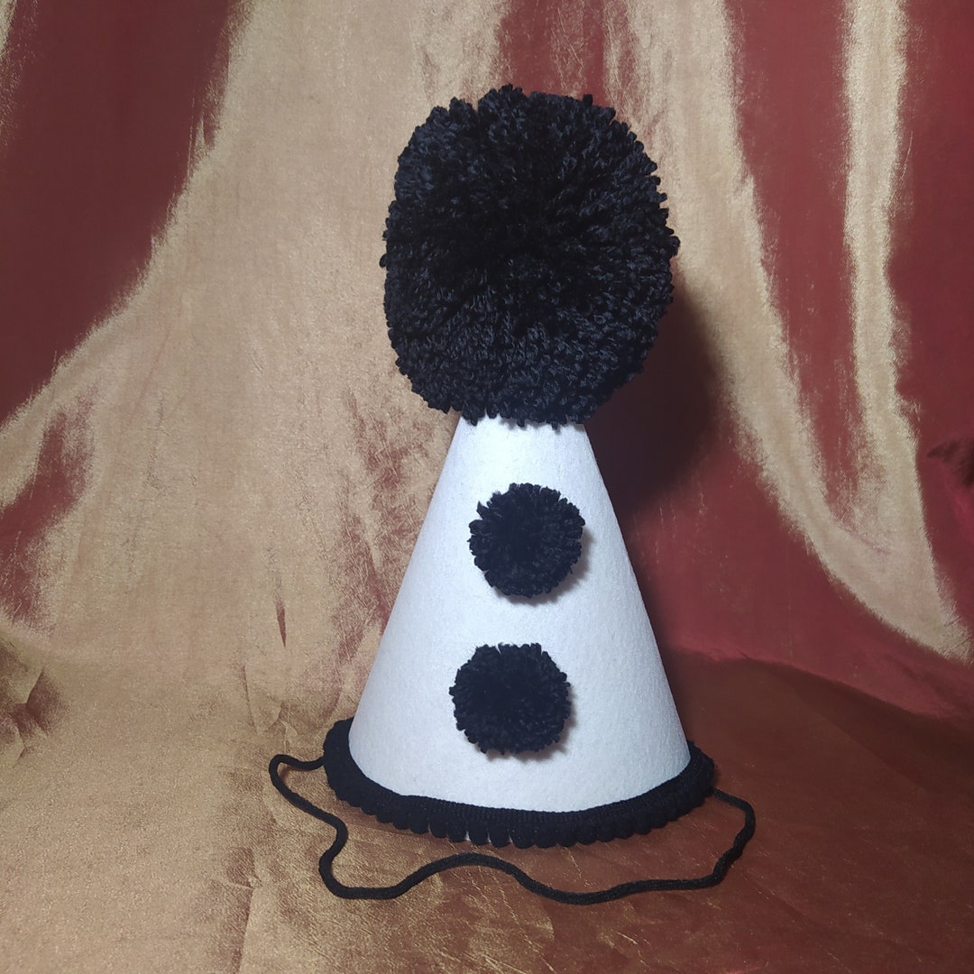 Vintage Clown Costume Vintage Style Clown Pierrot Costume Clown Hat ...