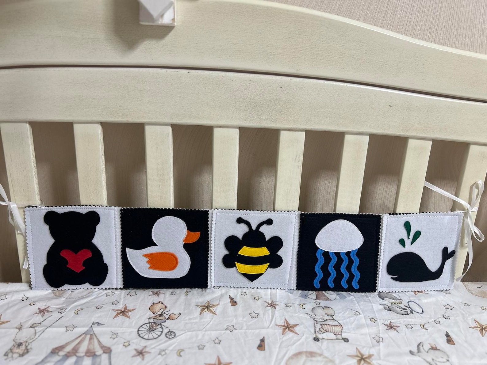 High Contrast Baby Book Black and White Baby Book Baby Cards High ...