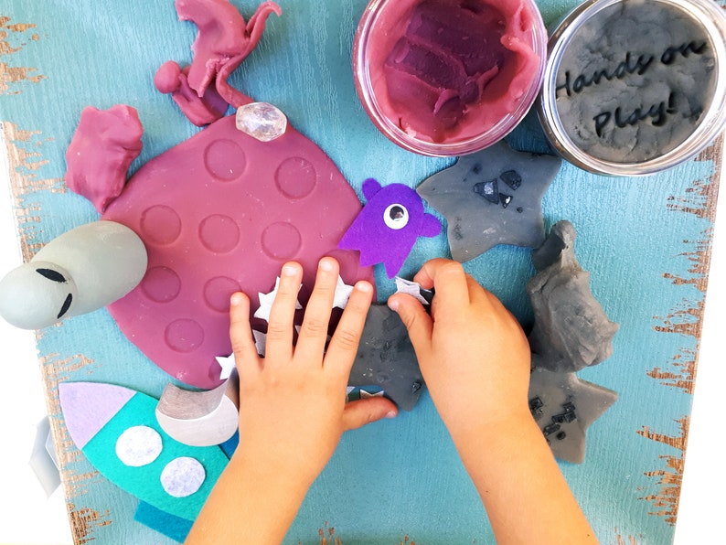 Alien Mystery Sensory Play Kit With Natural Playdough - Etsy