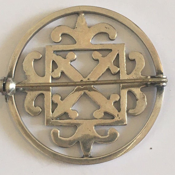 Necklaces Jewelry Pendants hallmarked 1976 Malcolm Gray Ortak Orkney ...