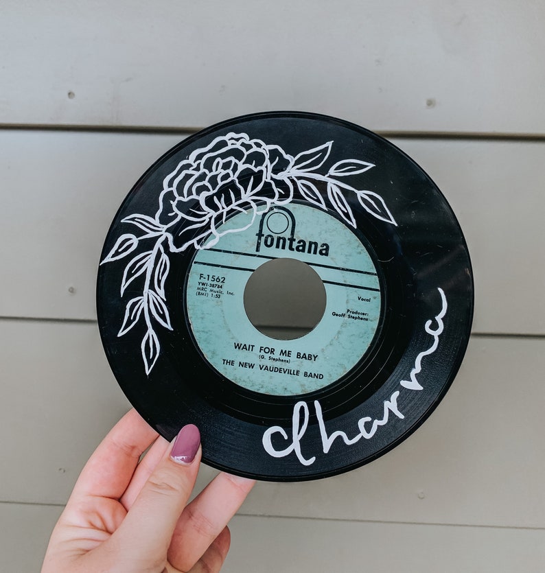 Hand Painted Personalized Name and Design on a 45 Vinyl Record - Etsy