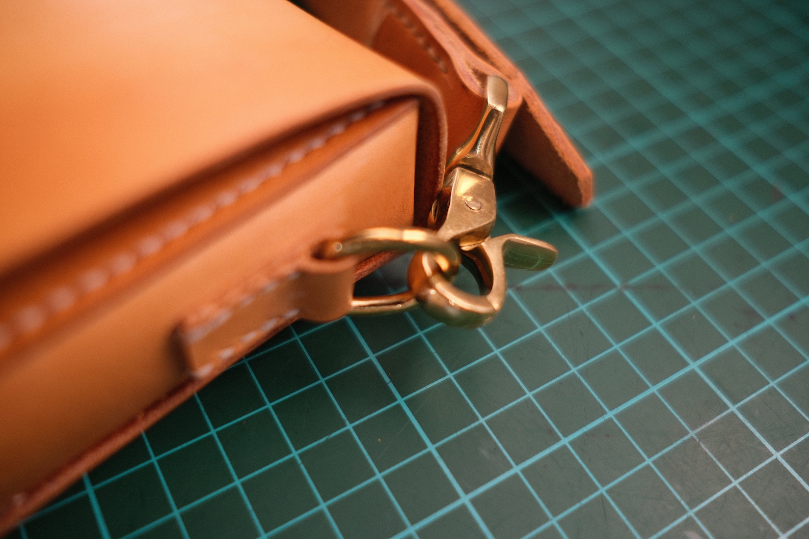 Pattern Leather Messenger Bag (DIY Tutorial) - Etsy