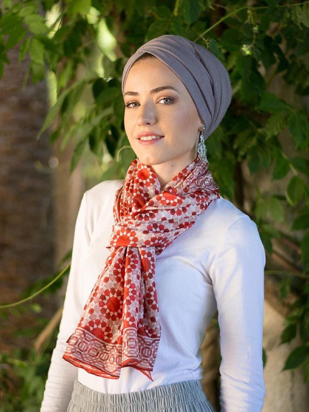 Red and White Silk Scarf With Geometric Print, Alhambra Palace Mosaic ...