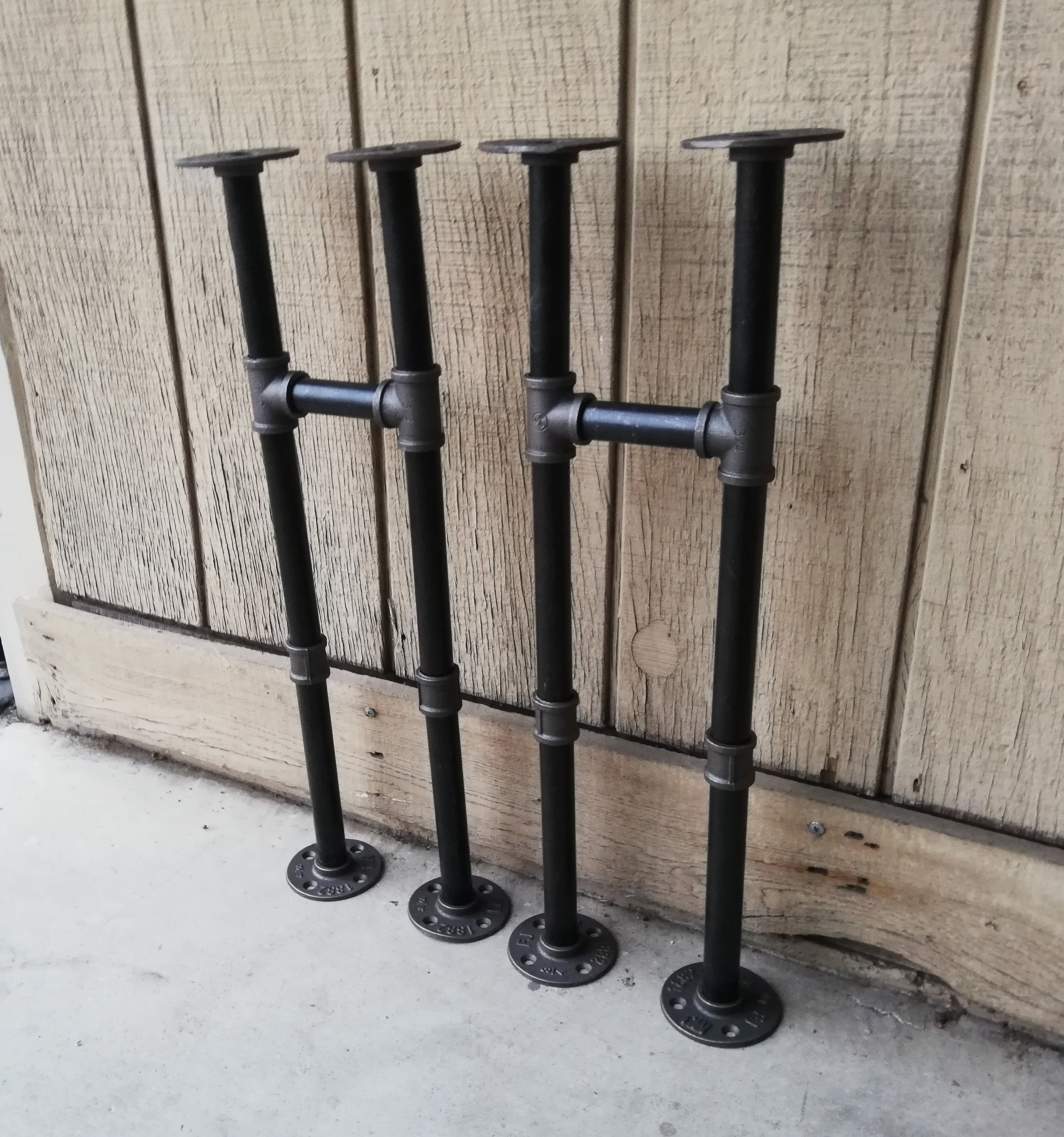 Industrial urban pipe legsRustic table legsIron pipe table | Etsy