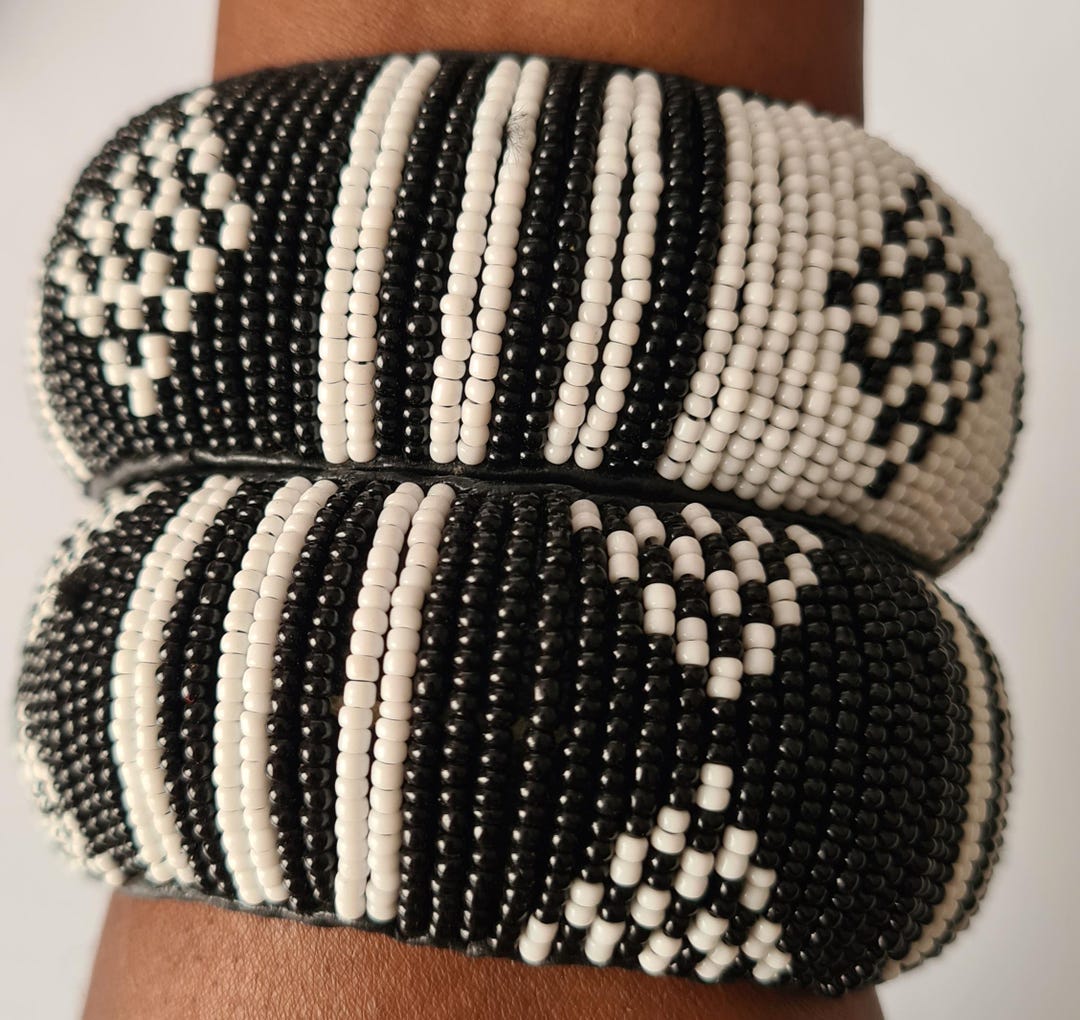 2 African Bangles| Maasai Bangles| Hand Jewelry | Beaded Bangles ...