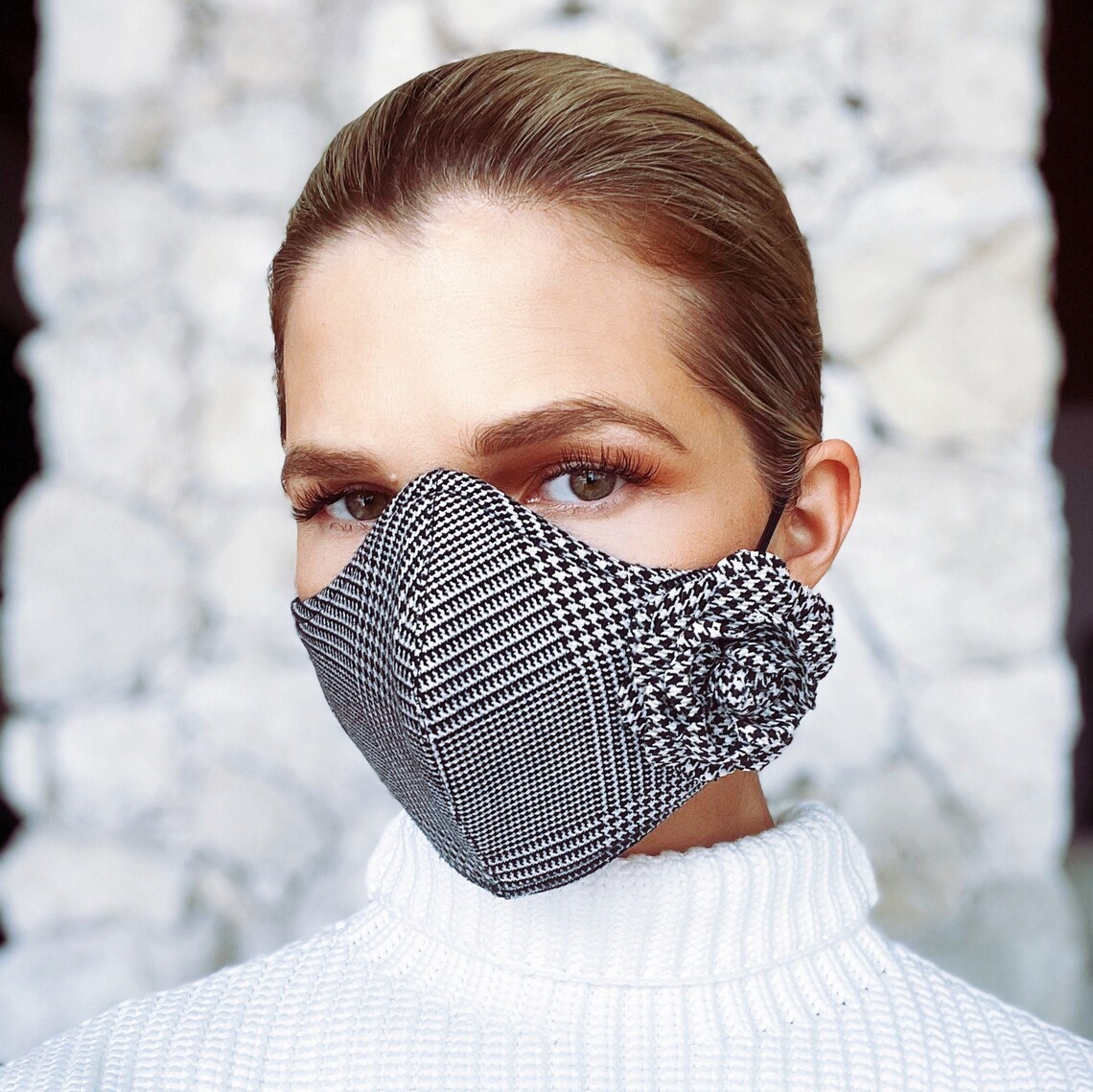 The Houndstooth Flower Brooch - Etsy