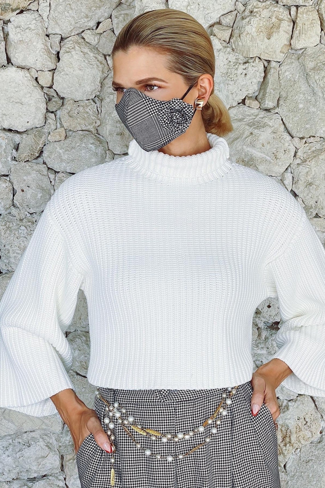 The Houndstooth Flower Brooch - Etsy