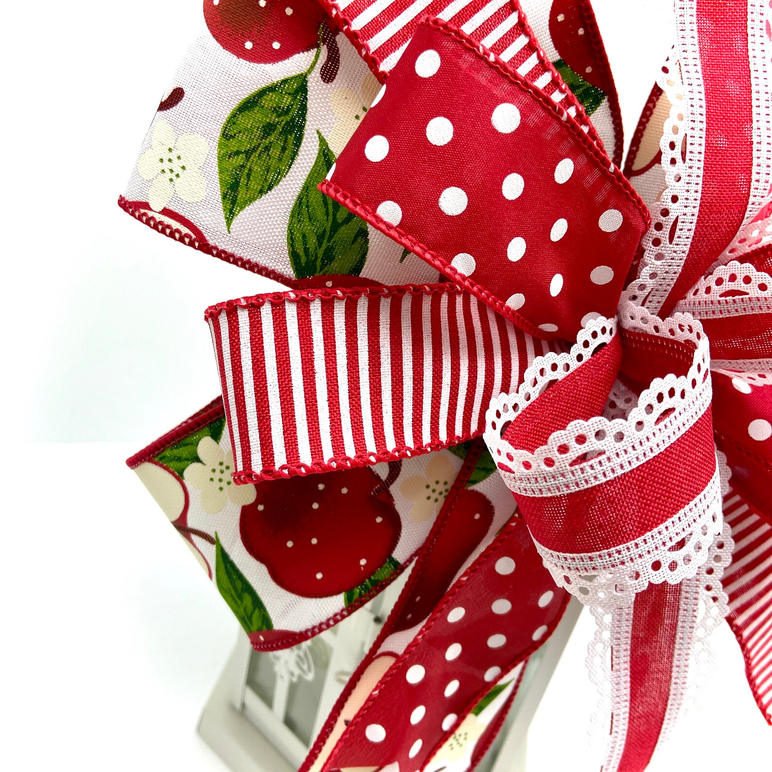 Apple Ribbon Bow, Apple Themed Decor, Red and White Summer Bow, Wreath ...