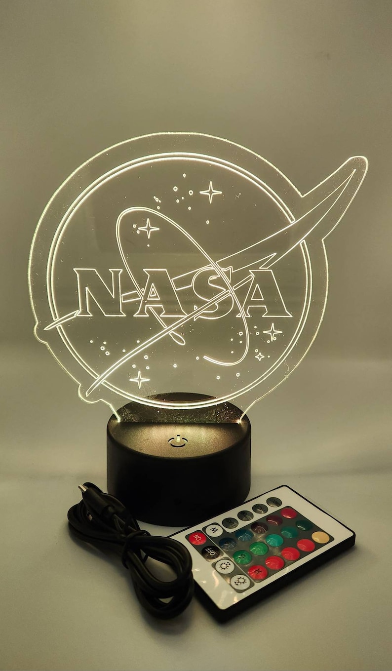 Nasa Led Desk Lamp Will Display 7 Different Colors and Comes With a ...