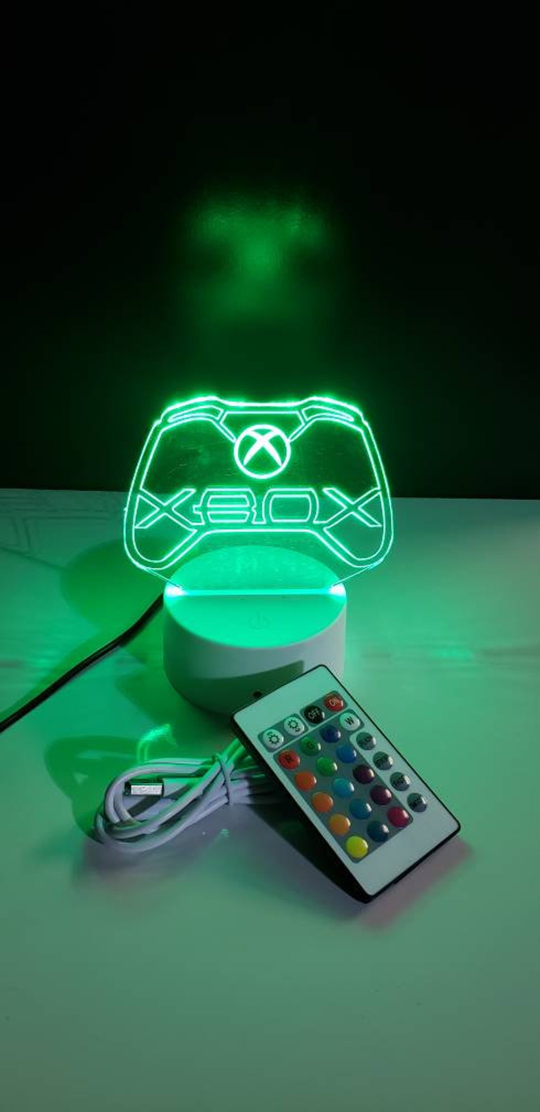 Xbox Led Puck Lamp ( Show It Off) Light Takes 3 AA Batteries or a USB ...