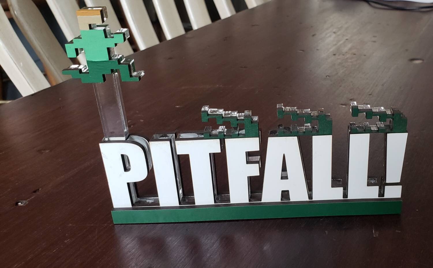 Pitfall Harry and Alligator display Atari 2600 shelf decor - Etsy.de