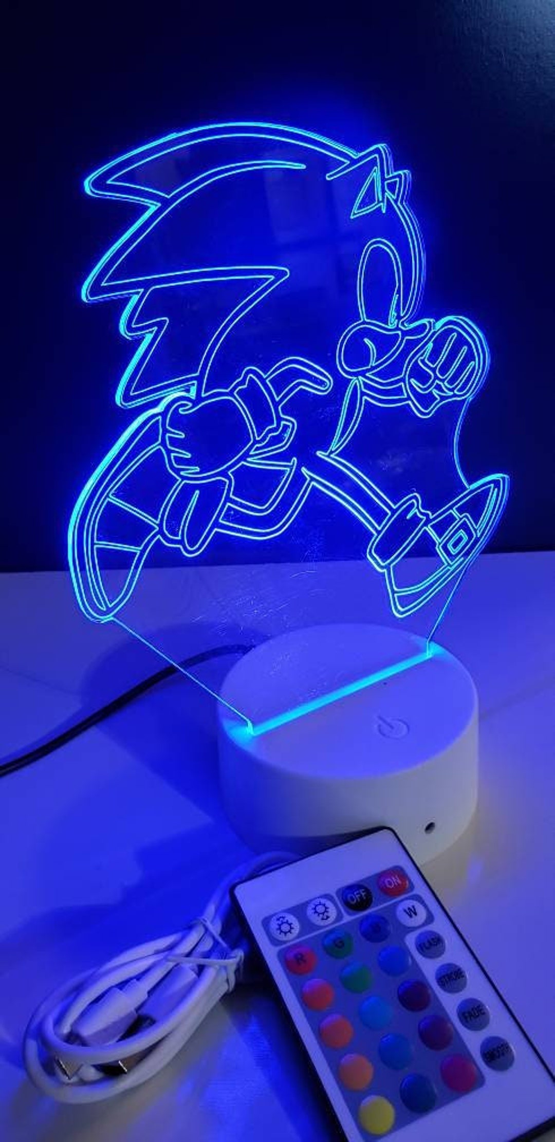 Sonic Running Led Puck Light ( Show It Off) Will Display 8 Different ...