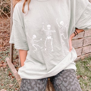 Skeleton T-shirt Skeleton Tee Trendy Tee Comfort Colors - Etsy