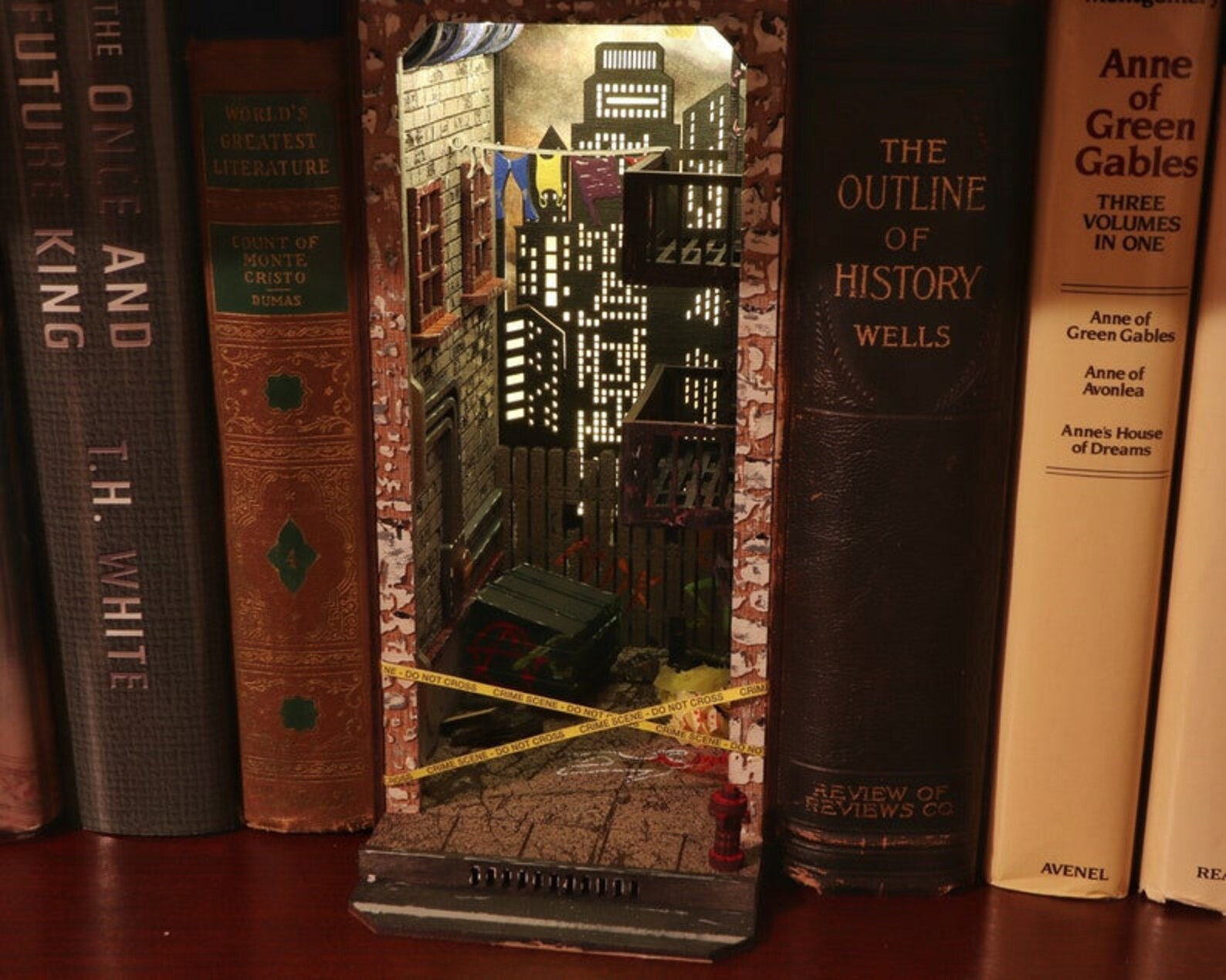 Crime Scene Book Nook DIY KIT Wood Gift - Etsy