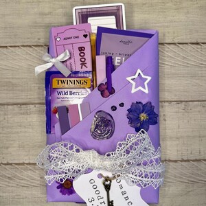 Blind Date With a Book Basic | Bookish Gift | Handpicked Personalized Gift | Book Lovers ...