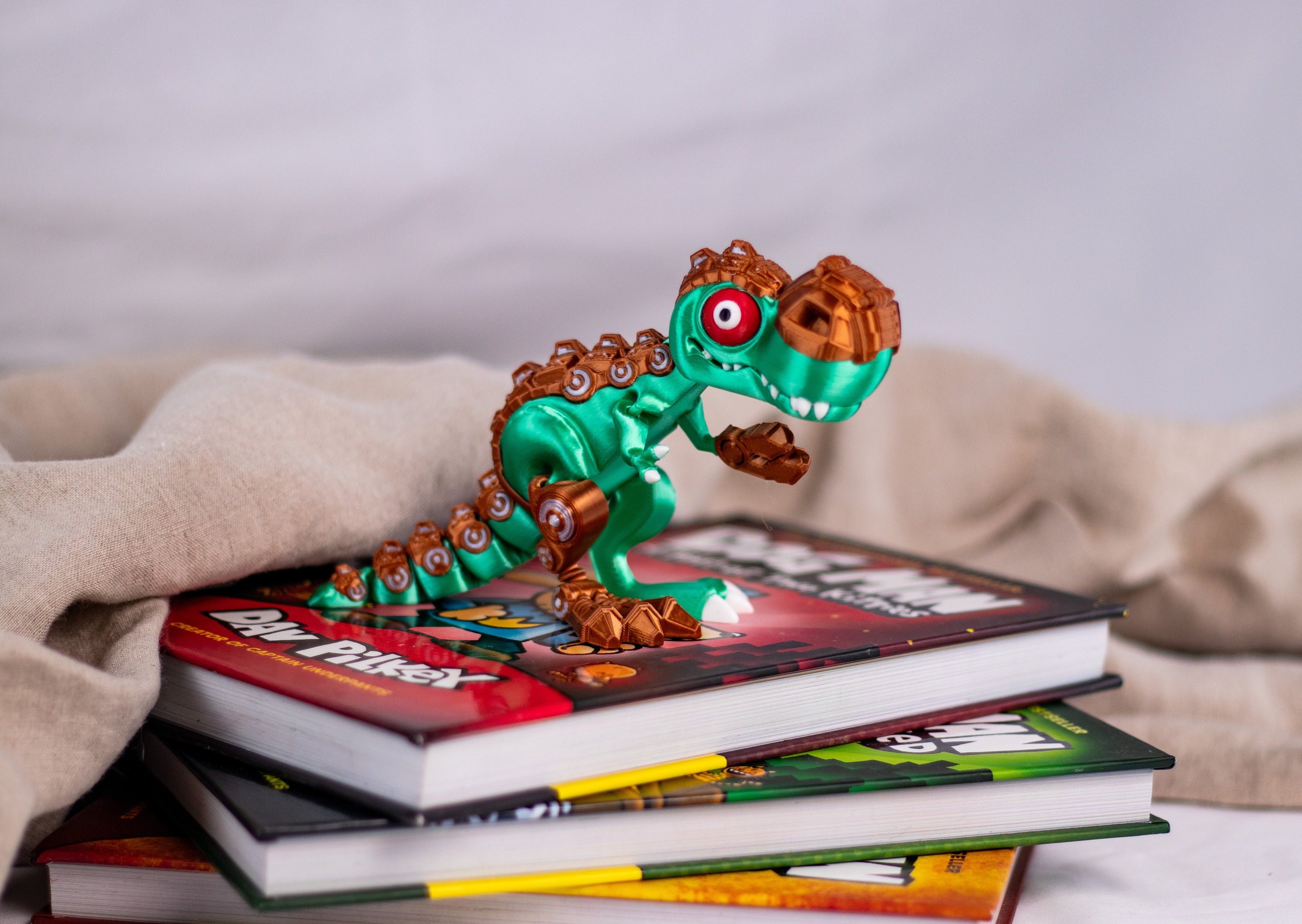 Cyborg T-rex Figurine, Dino Sculpture, Gift for Kid, Trex Figurine ...