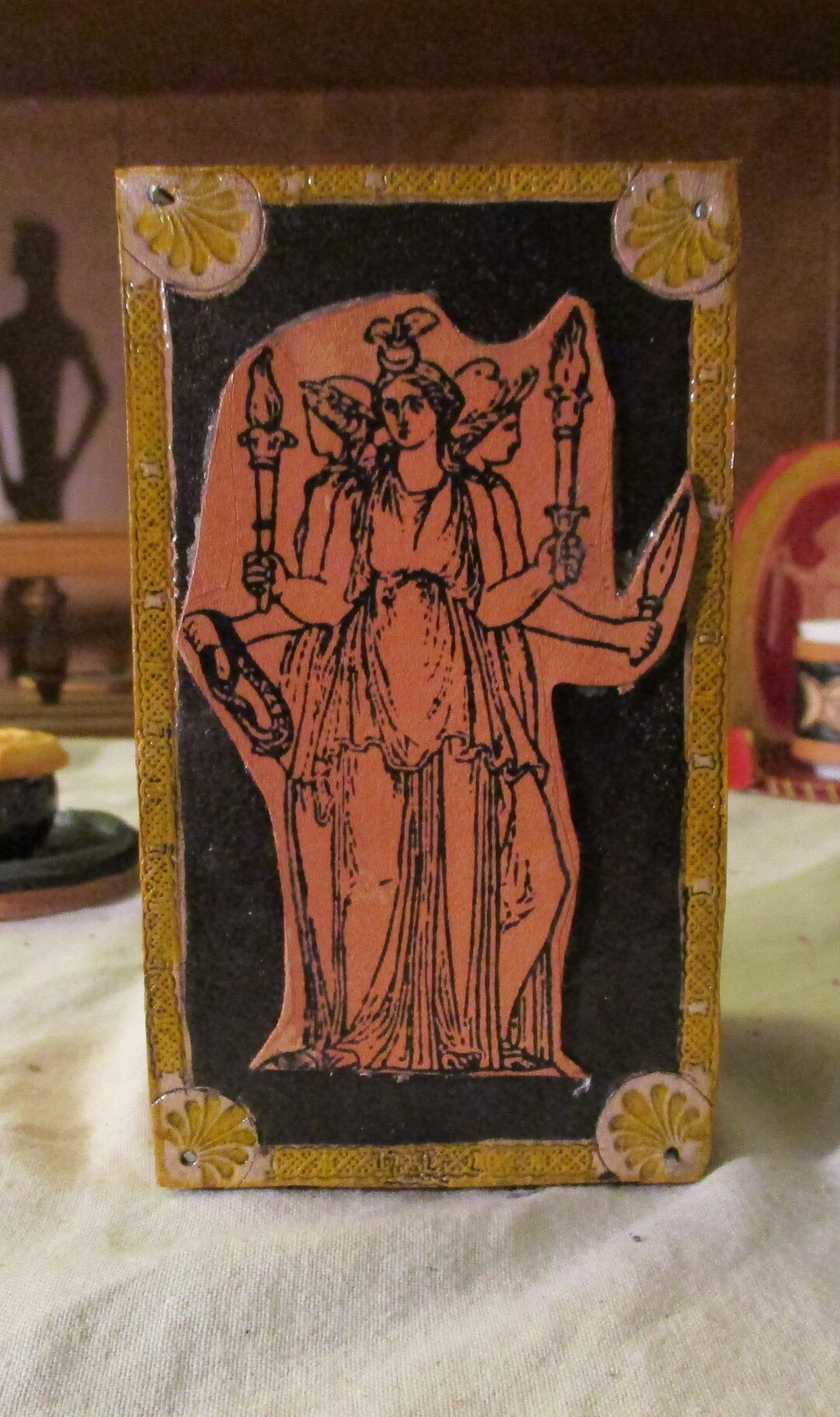 Triple Form Hecate Statue - Etsy