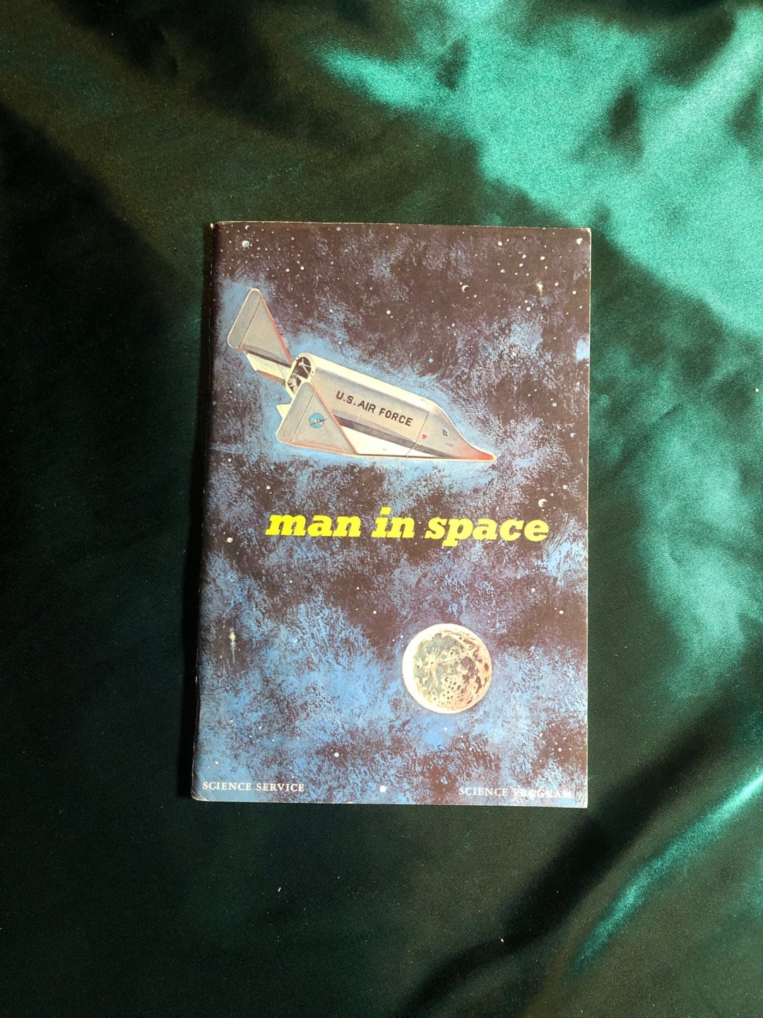 Man in Space, A Booklet by Marvin L. Stone, US Science Service, Space ...