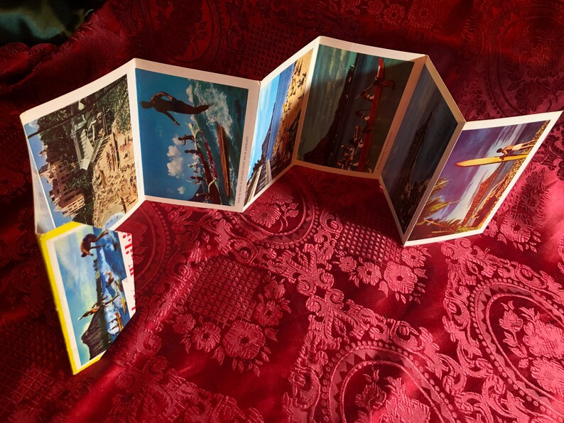 Two Vintage Souvenir Fold-out Photo Booklets From the Hawaiian Islands ...