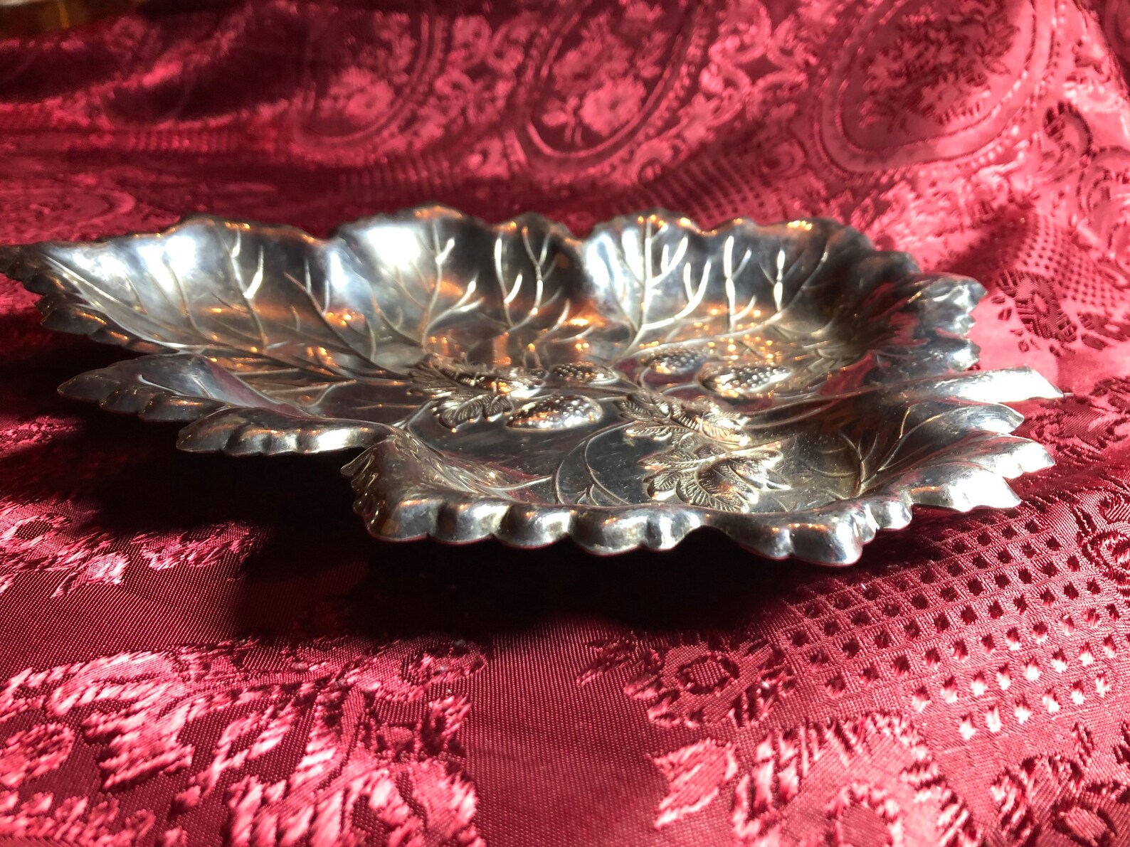 Vintage Silver Plated Decorative Serving Plate, Strawberry Pattern ...