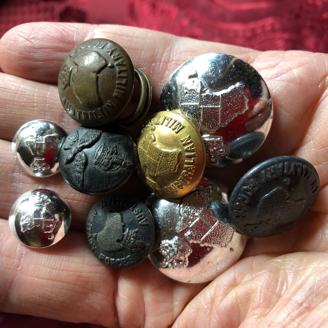 Australian Military Buttons, World War I, II and Contemporary, Military ...