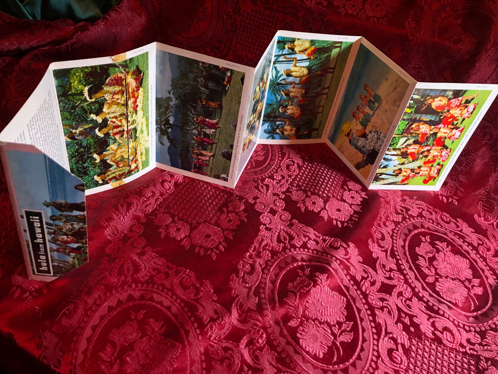 Two Vintage Souvenir Fold-out Photo Booklets From the Hawaiian Islands ...